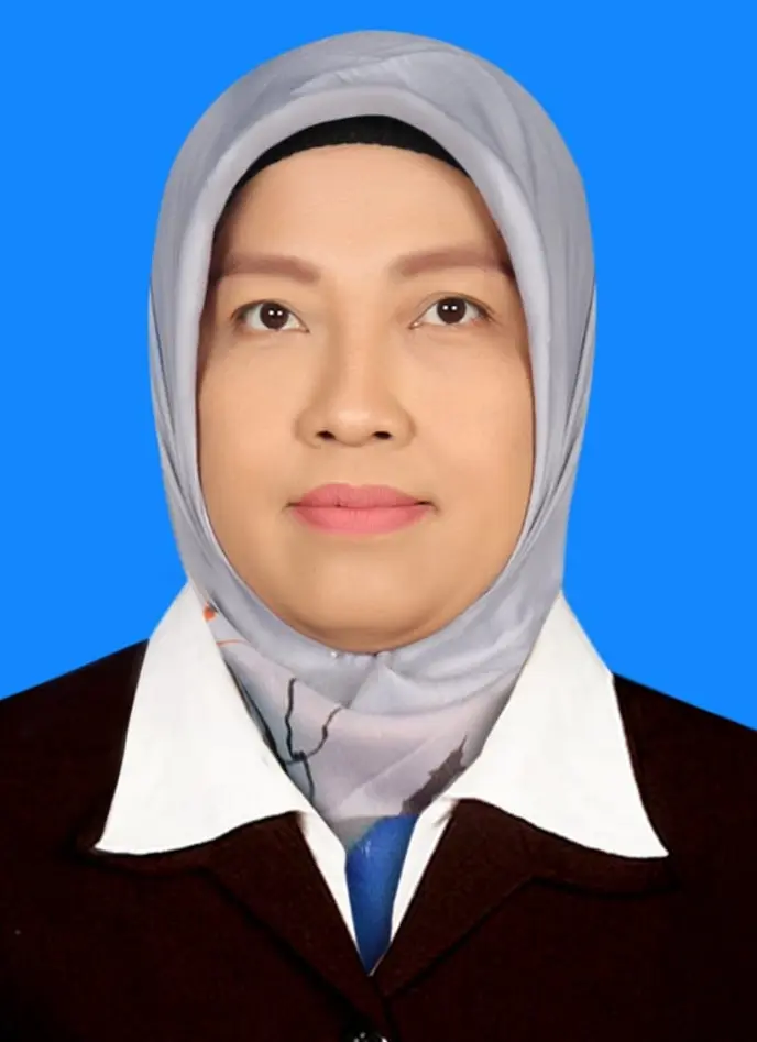 Profil Dr Efri Roziaty | Universitas Muhammadiyah Surakarta